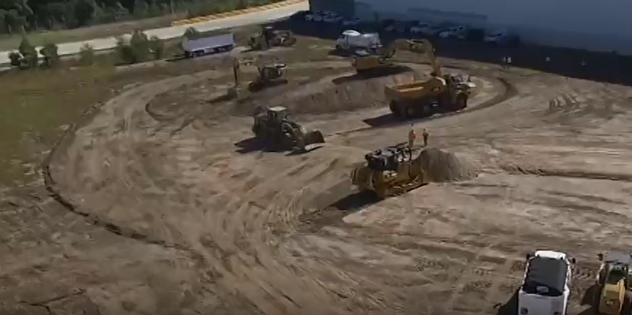 Launching the new Cat machines with a show - SITECH Construction Systems